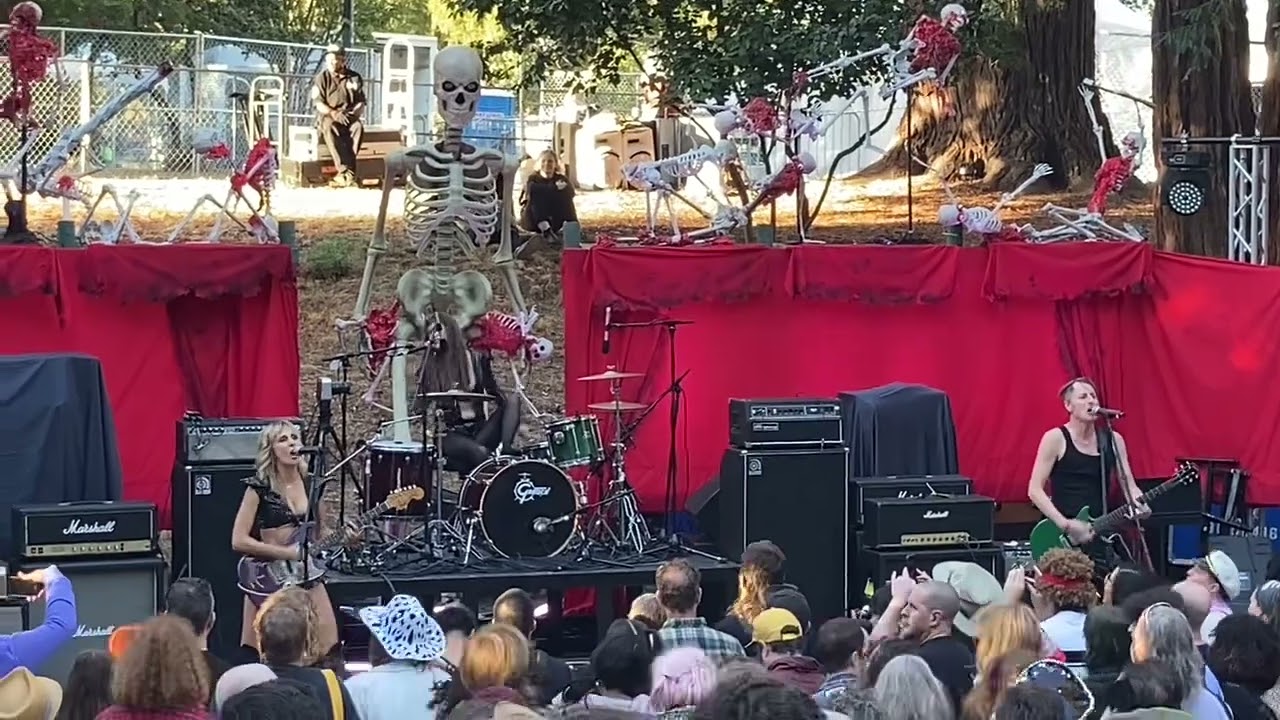 The Demolition Doll Rods Halloween Meltdown 10/09/22 - YouTube