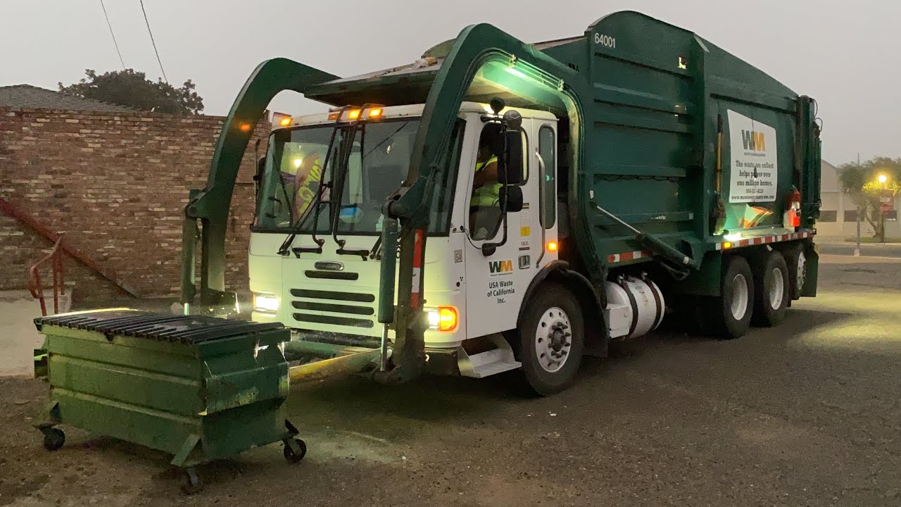 Waste Management Freightliner Condor Wittke Starlight FL 264001 - YouTube