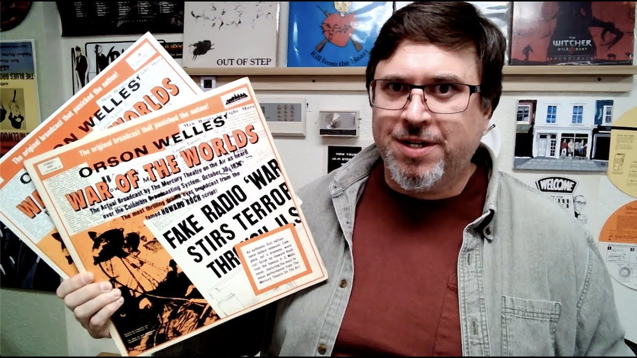 The Record Show #40 - The War Of The Worlds - YouTube