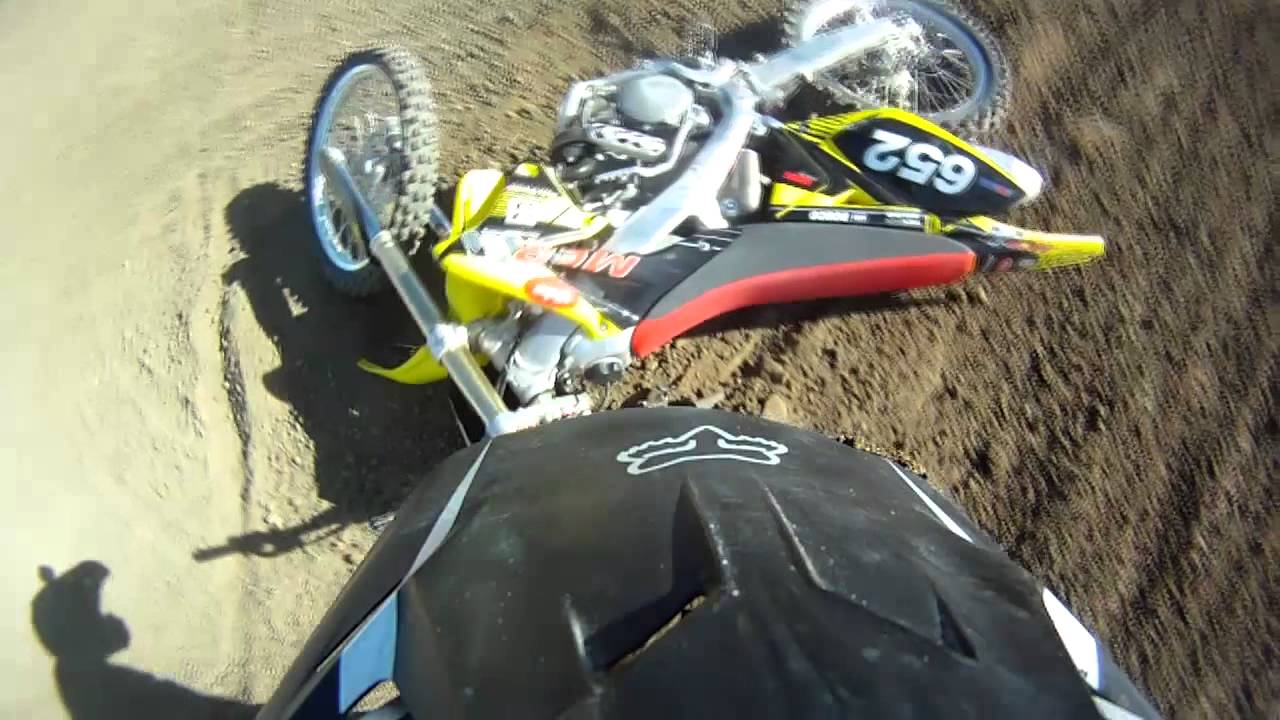 Zak Bosco | OnBoard Crash | Aztec Raceway 1/6/2013 - YouTube