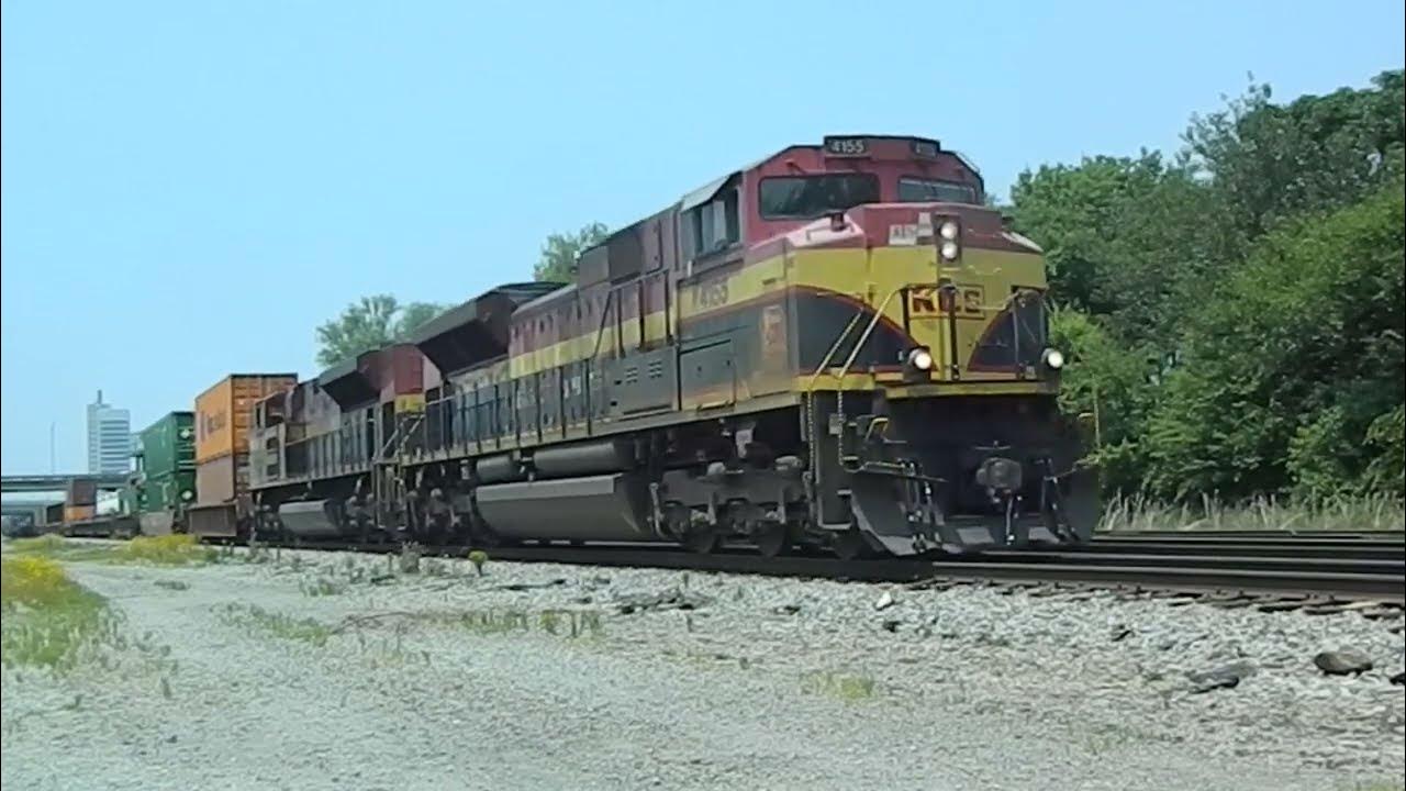 KCS 4155 Leads Intermodal - 6/09/2023 - YouTube