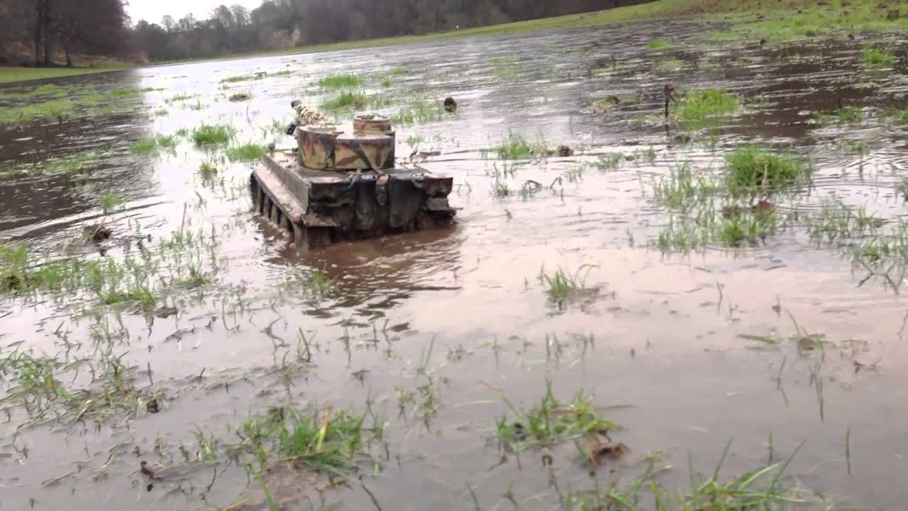 Muddy Water RC Tiger 1 action - YouTube