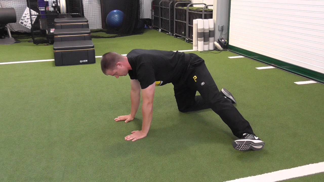 Split-Stance Hip Swivel - YouTube