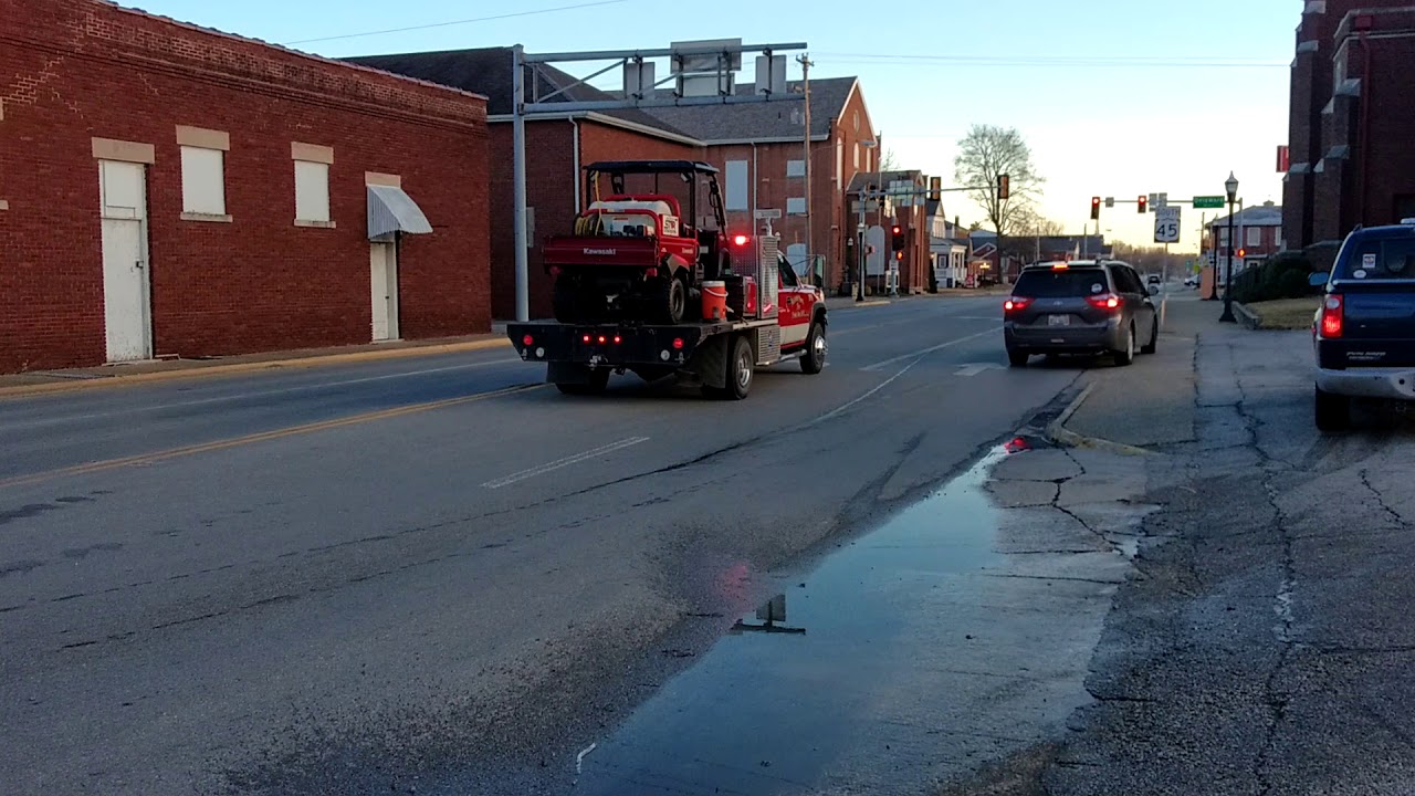 Fairfield Rural Fire Dept. Squad 8 - YouTube