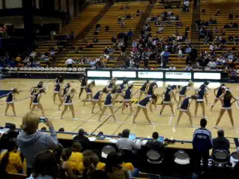 UCSB Cheer: Half-time You spin my head - YouTube