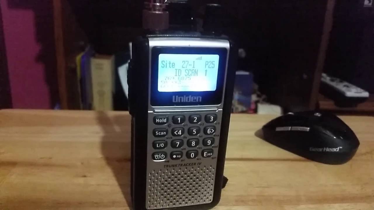 Uniden Bearcat BCD396XT digital scanner! - YouTube