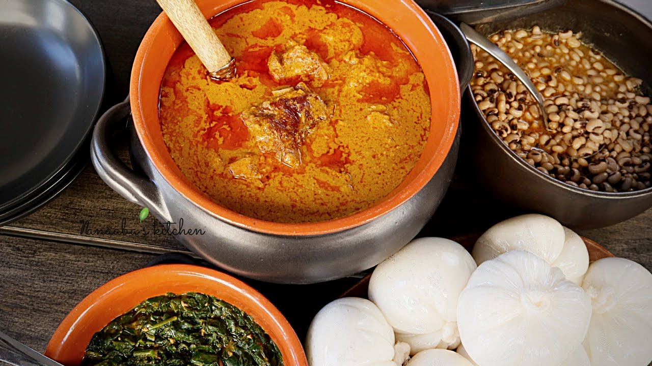AUTHENTIC GHANAIAN PALM NUT & PEANUT SOUP AKA - NKATEBE (Omotuo - rice ...