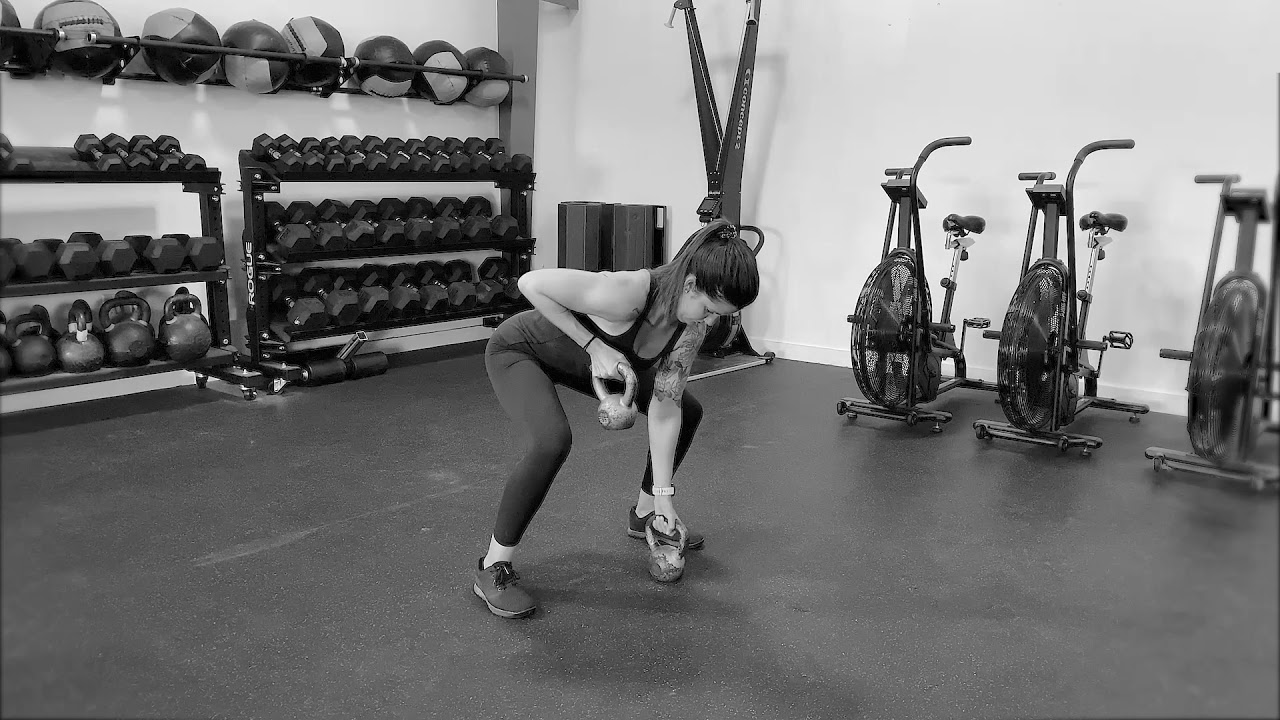 Kettlebell Gorilla Row - YouTube