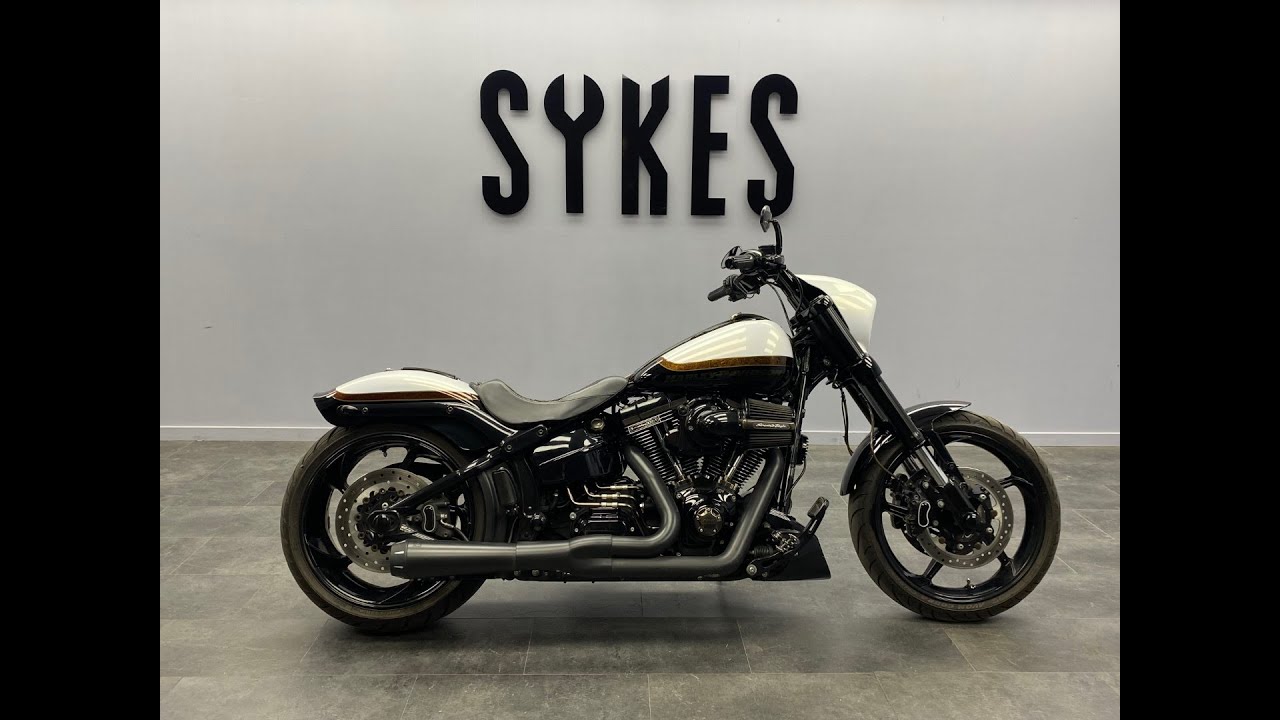 2016 Harley-Davidson FXSBSE Softail Pro Street Breakout in White - YouTube
