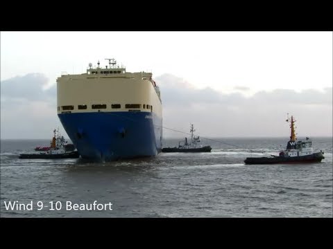 Grand Neptune IMO 9303209 8 - 9 Bft Emden  4 Schlepper 4 tugs Pilot Lotse
