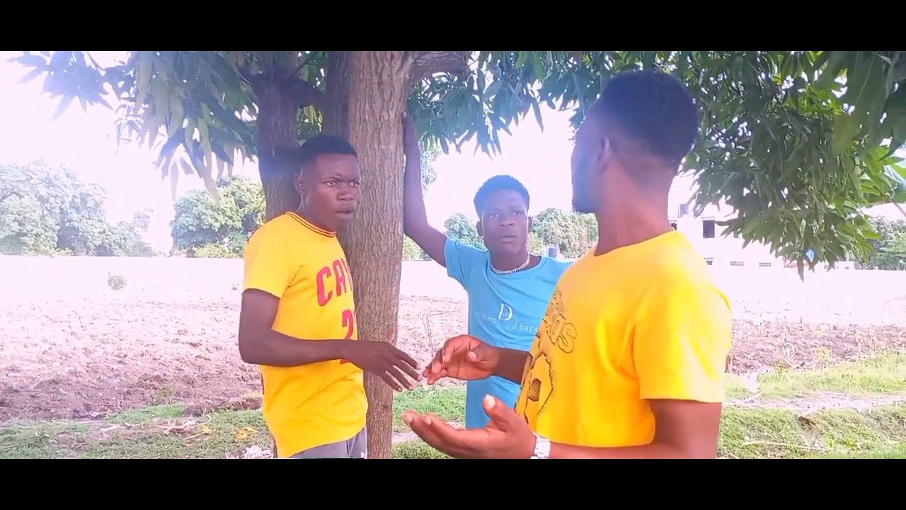 Nèg soud la pa okouran de tripotay nèg yo ap f a😂😂 - YouTube Nèg soud la pa okouran de tripotay nèg yo ap f a😂😂 - YouTube