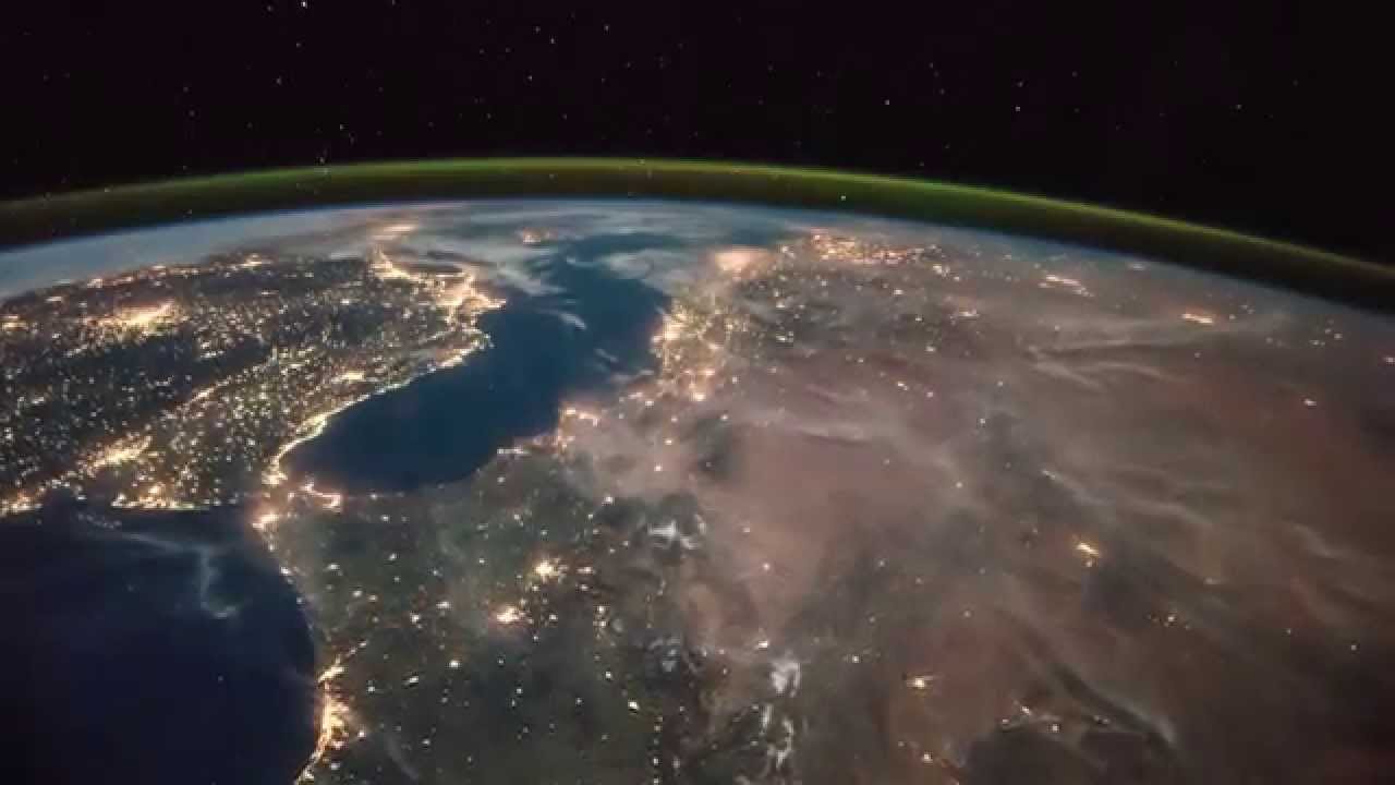 ISS Timelapse - European overflight by night (30 Marzo 2015) - YouTube