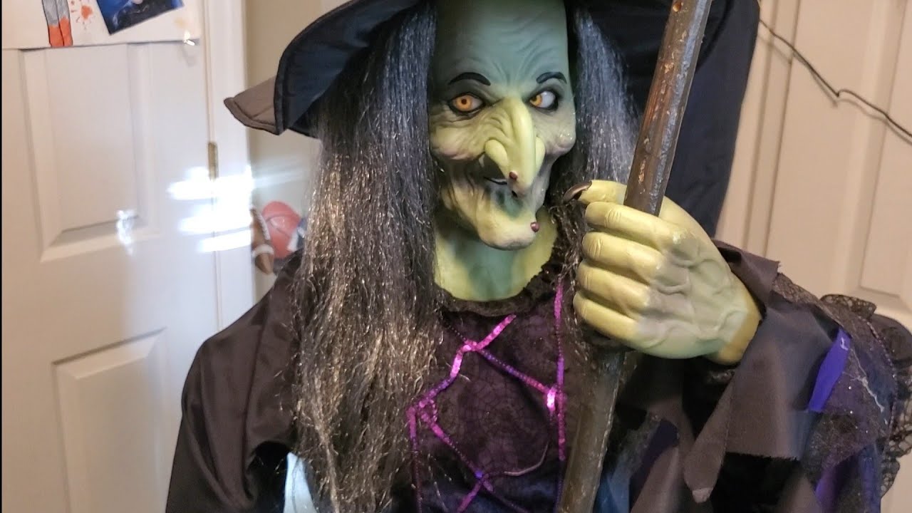 Gemmy Prototype Sweeping Witch | REVIEW - YouTube