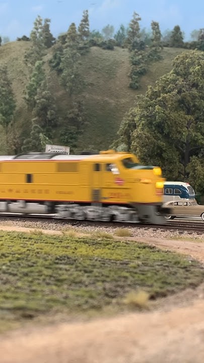 MILW 20A near NB MoPac #funrun #texas #texas #hoscale #dcc #fun #hobby #samra #trainspotting ...