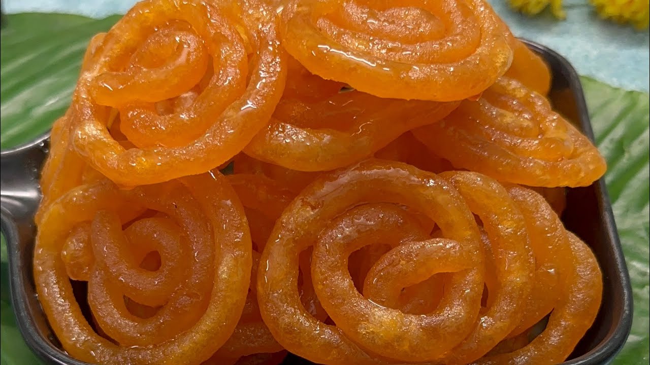 আড়াই প্যাঁচের জিলাপির জন্য কত জনের যে মন ভেঙ্গেছে 😥চলুন আজ মুচমুচে ...