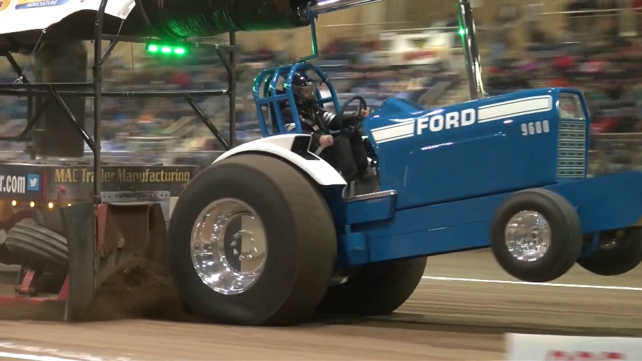 Mark Smith driving his Ford 9600 at Keystone Nationals 2017 - YouTube