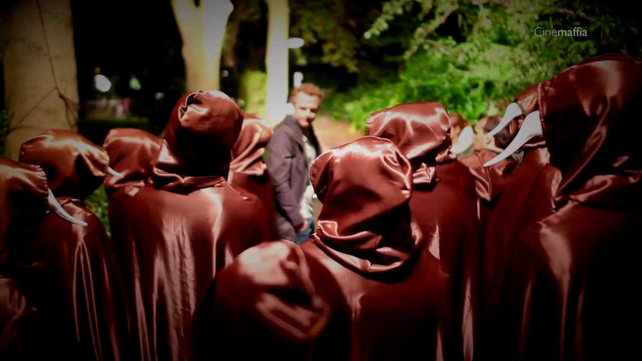 The making of Glossy Jesus - The heat and the cold war - YouTube