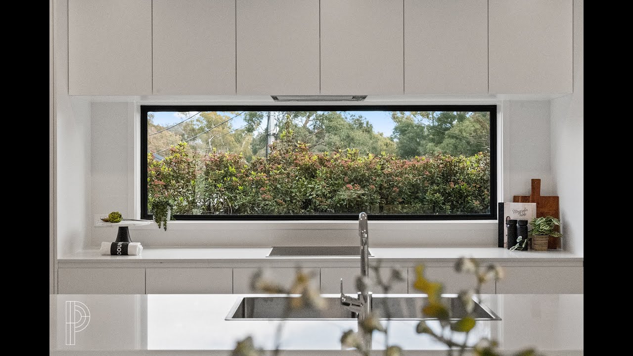 3/17 Tompson Street, GARRAN - YouTube