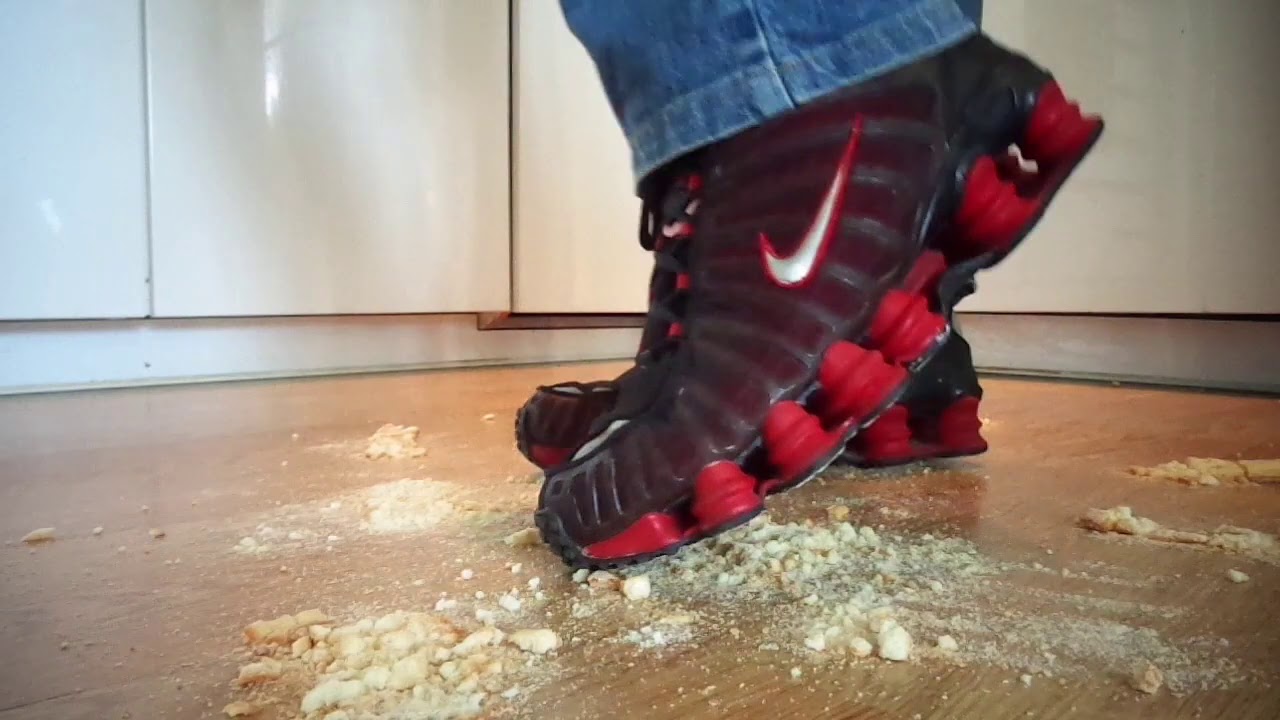 Nike Shox Food stomp, trample cookies / snacks to dust - YouTube