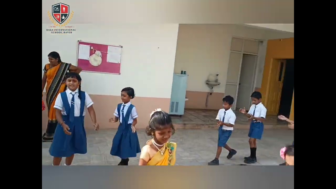 Day 4 Ma Kushmanda colour Yellow. || RAKA INTERNATIONAL SCHOOL RAVER ...