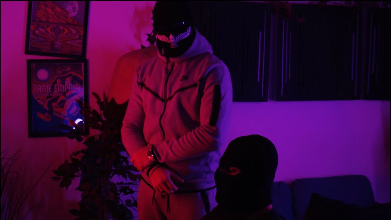 Gaboro - FLEXIN’ (Officiell Musikvideo) - YouTube