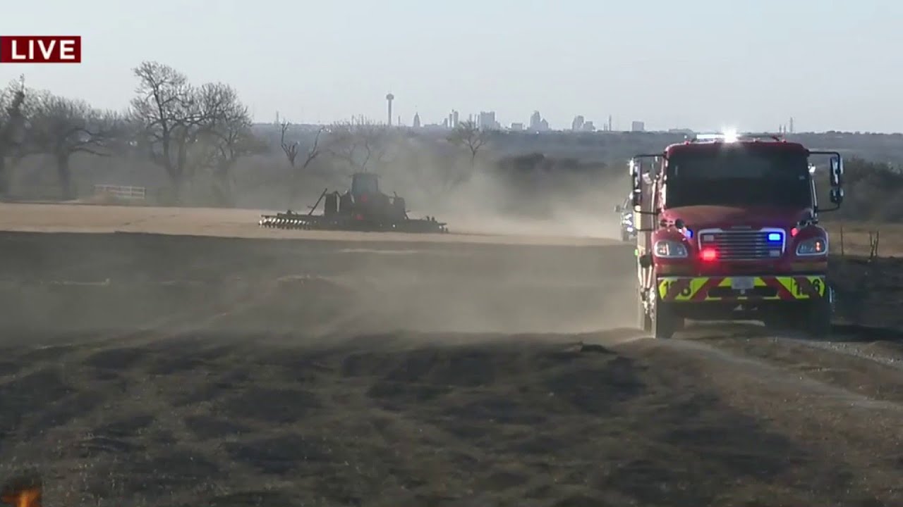 Bexar County fire crews battling brush fire near Converse - YouTube
