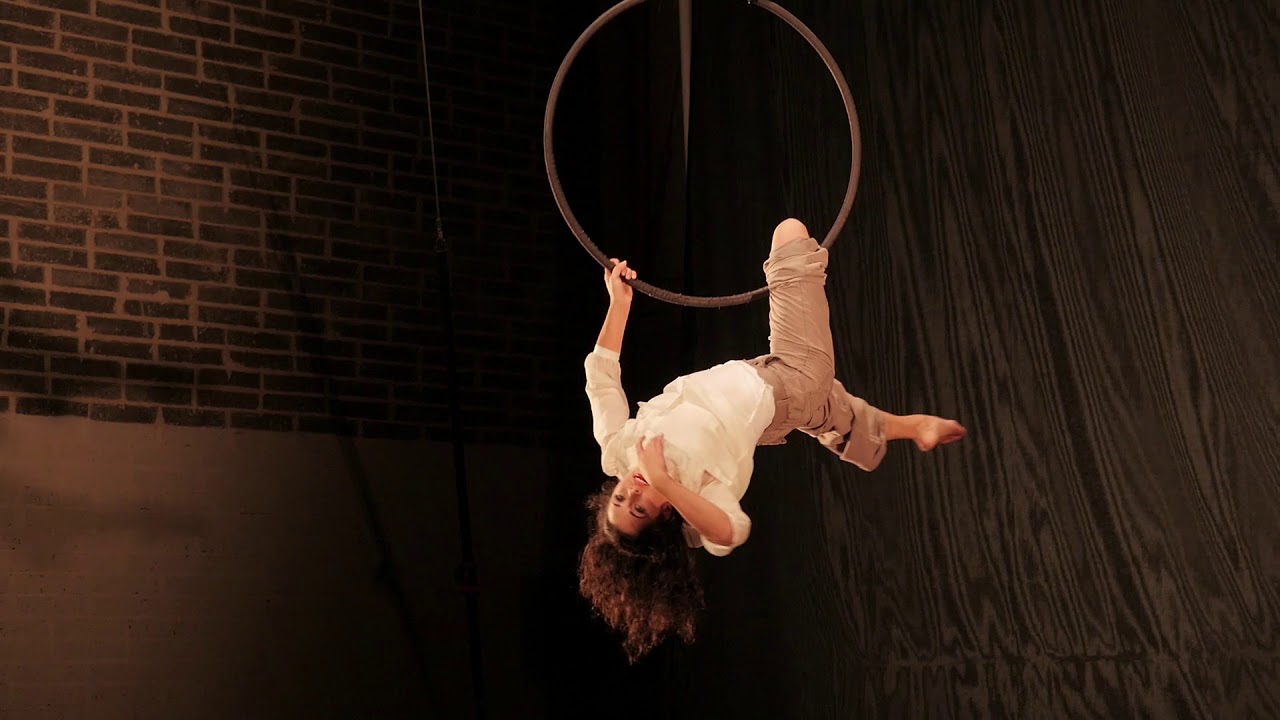 Kate Finegan - Fáinne - YouTube