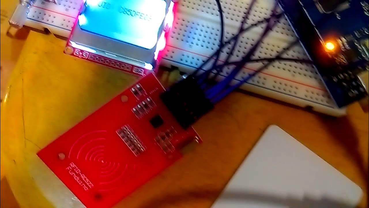 [Arduino] Reading RFID tag UID using MFRC522 module - YouTube