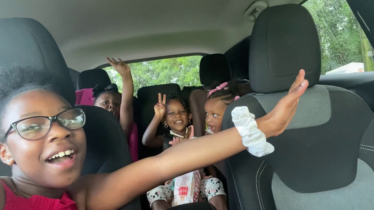 In the car with Bailey Raelyn And Kenny - YouTube