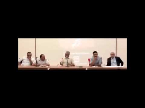 Müslümanım diye dolaşanlar yeşile boyanmış bir küfür istiyor! İsmet Özel