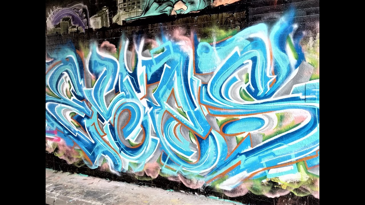 GRAFFITI 2020 - Masterpiece in Public - YouTube