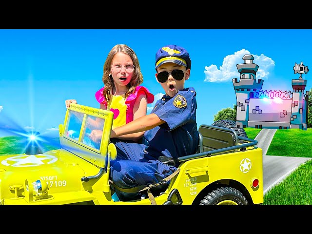 Pretend play police - The escape - Videos For Kids