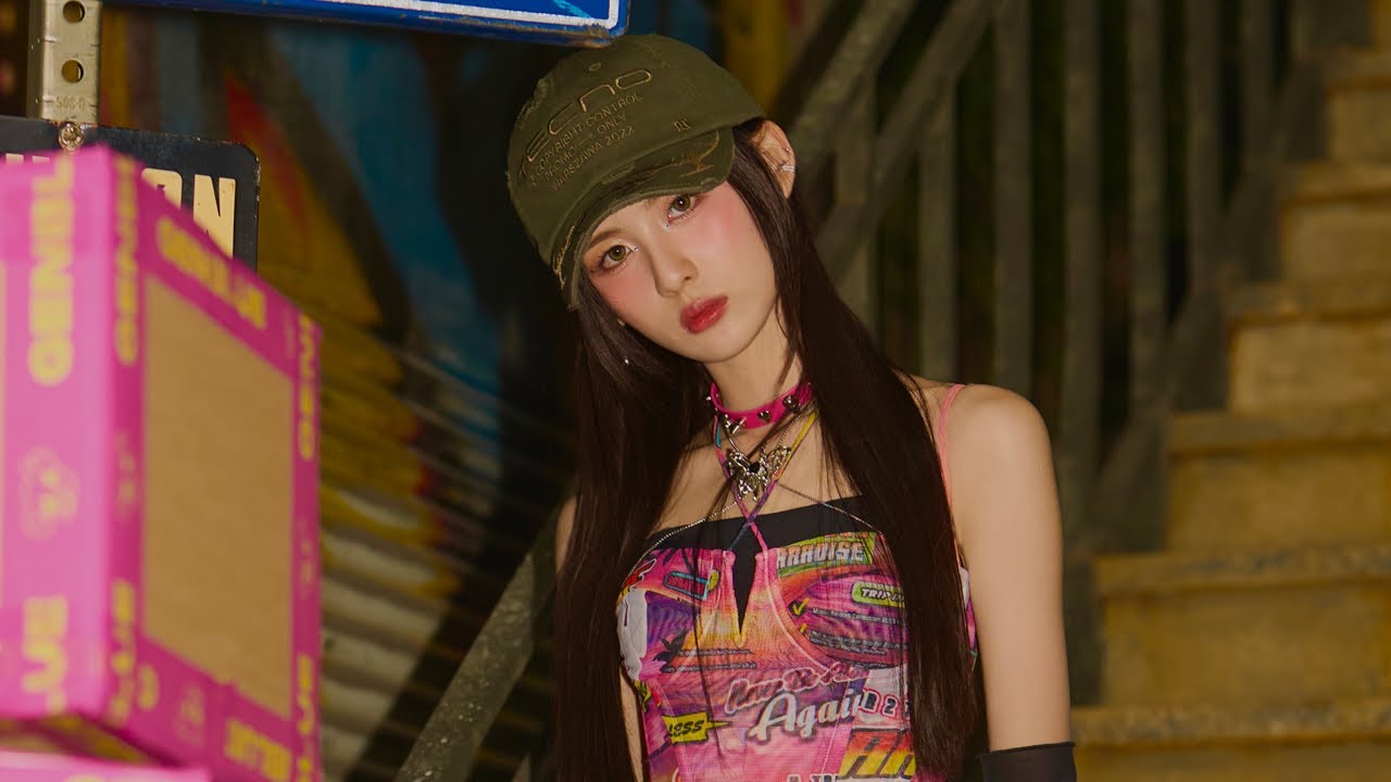 GENBLUE (젠블루) ‘COCOCO’ Character Teaser #LILI ＃毓 - YouTube