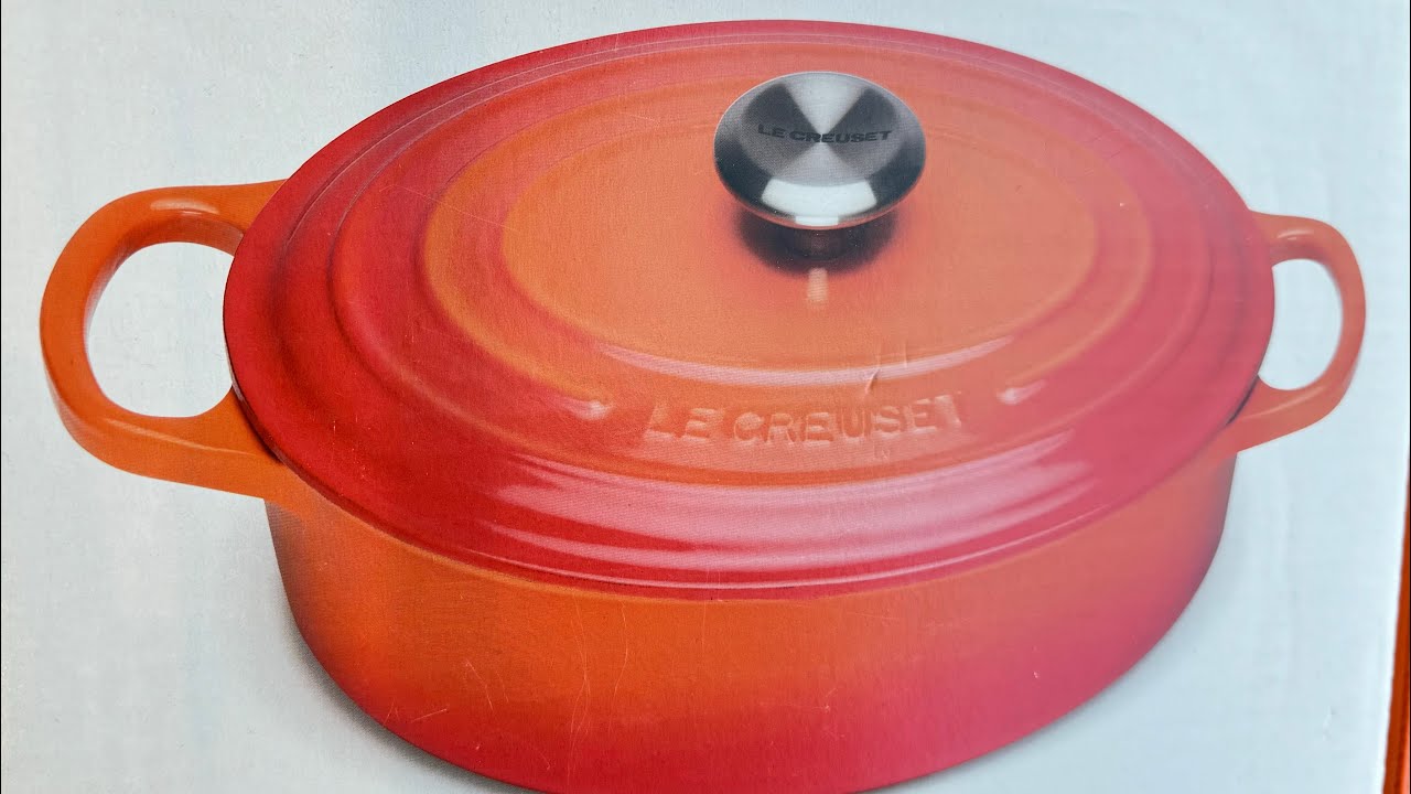 TREATED MYSELF TO A LE CREUSET POT. - YouTube