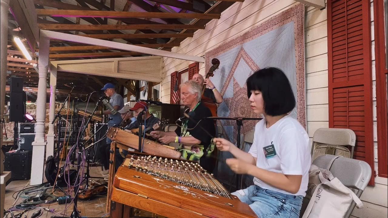 “Getting Hammered” workshop at Old Songs Festival 2024 - YouTube