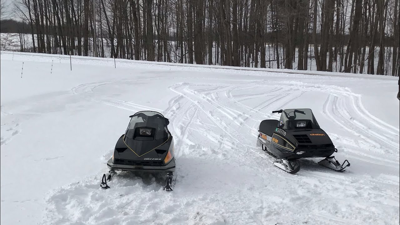 Skidoo Citation 4500 cold start in -3 degrees - YouTube