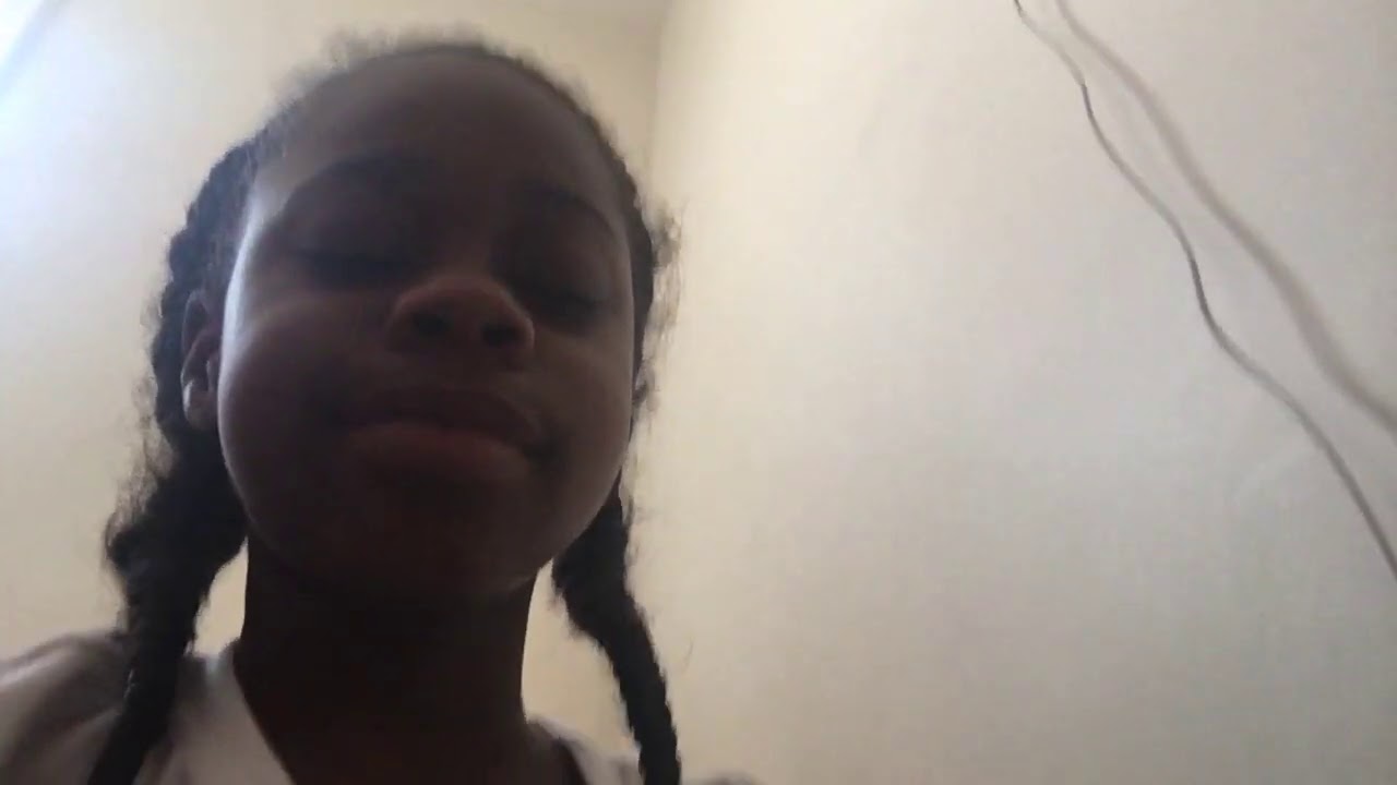 Me playing with slime - YouTube