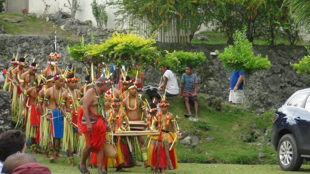 Yapese Bamboo Stick Dance 2014 Part 1/13 - YouTube