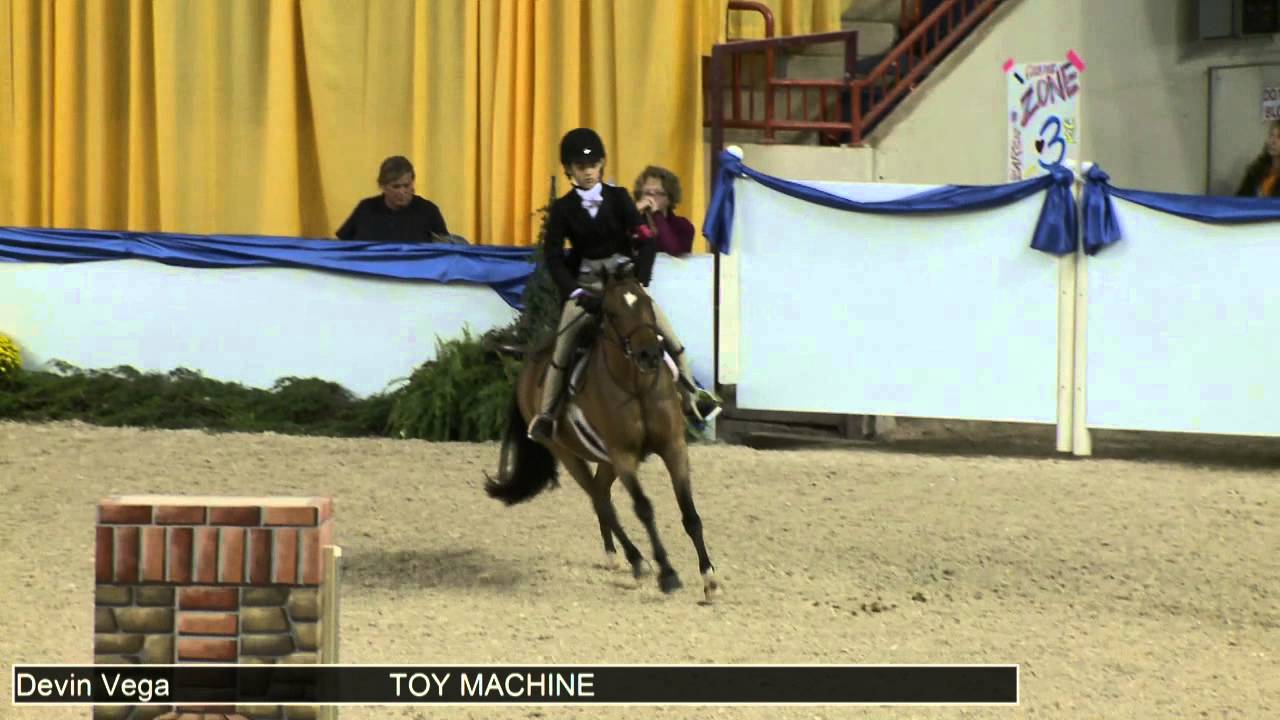 1121 TOY MACHINE Devin Vega, Class 9 Medium Pony Hunter - YouTube