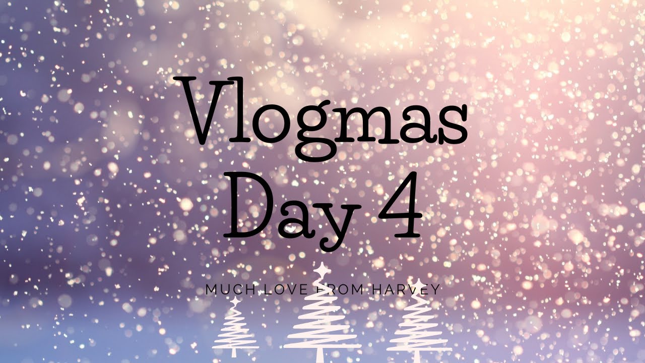 Vlogmas Day 4 - Wreathmaking! - YouTube