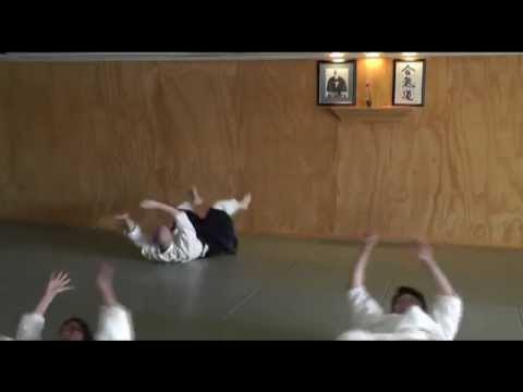 A smattering of Aikido ukemi strength-building exercises - YouTube