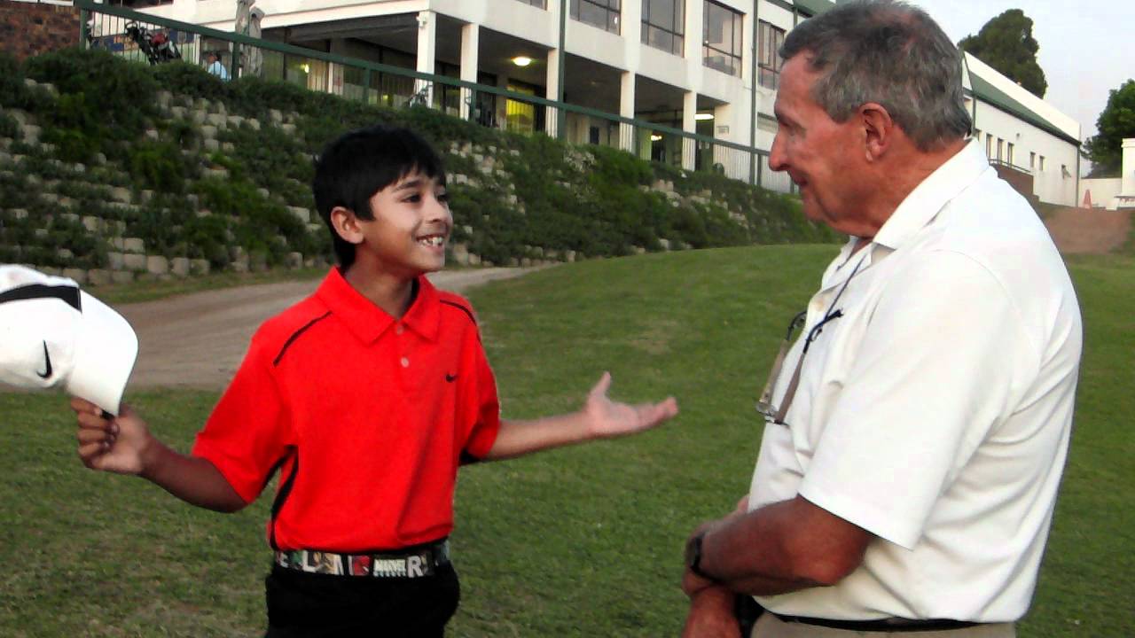 Younggolfer aces in Tournament - YouTube