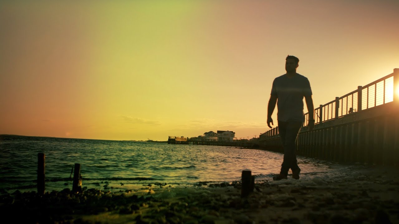 Dan Reardon - Set My World Ablaze (Official Music Video) - YouTube