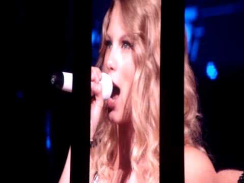 Taylor Swift loves Boston talks about Drew from Teardrops On My Guitar ...