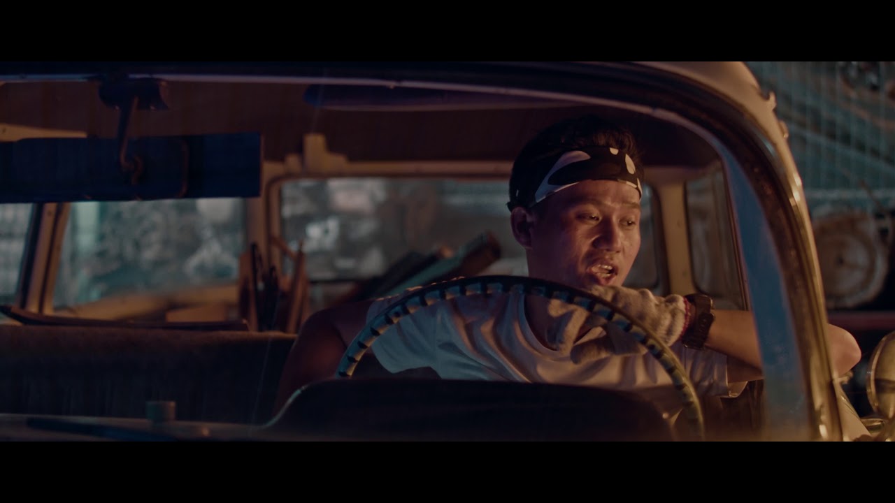 ကျေးဇူးပဲ - Kyay Zu Pal - Tay Za MC (Official Video) - YouTube