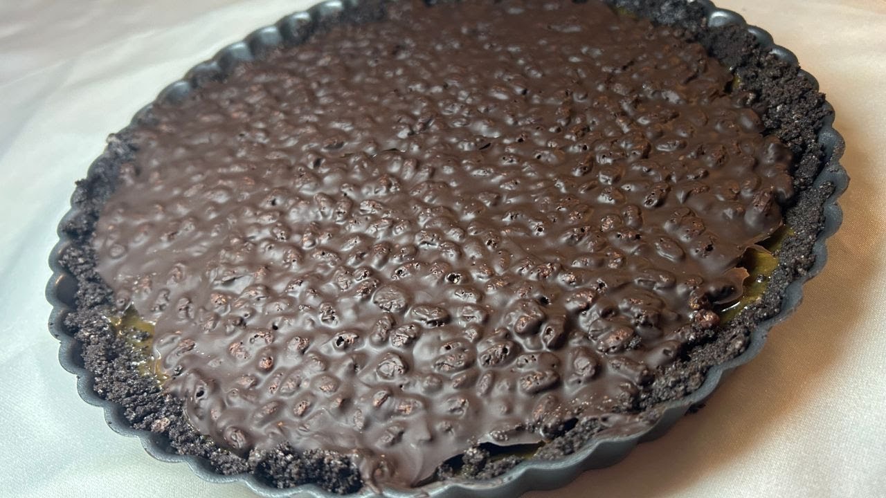Delish Caramel Crunch Tart. No Bake Recipe. - YouTube