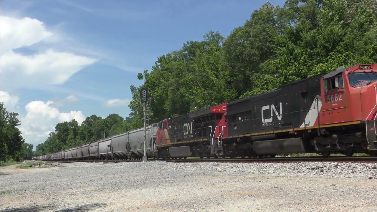 CN 5682 Clears Valley Siding - YouTube