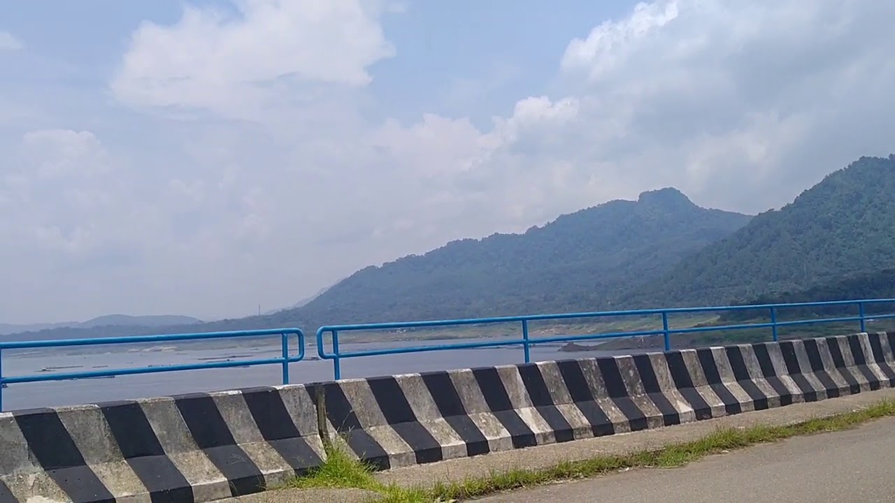 Wisata Waduk wadaslintang indah mempesona - YouTube