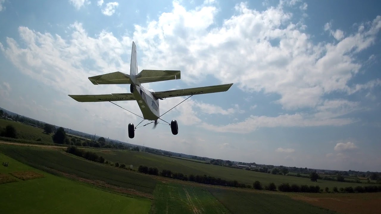 Plane Chasing at LDF - YouTube