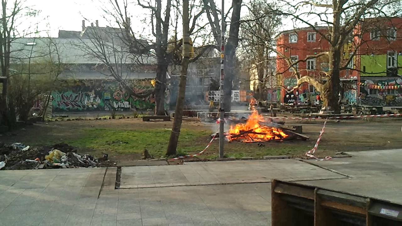 Eiskeller (conne-island-Leipzig) - AFFE! ...Booom...HAHAH - YouTube